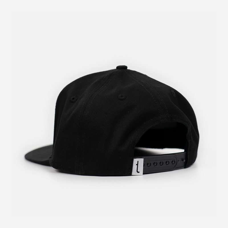 Snapback keps - Svart logo