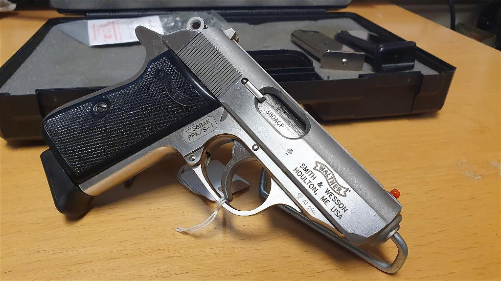 Walther PPK/S 9mm/380ACP s/n 1758BAK *VMB*