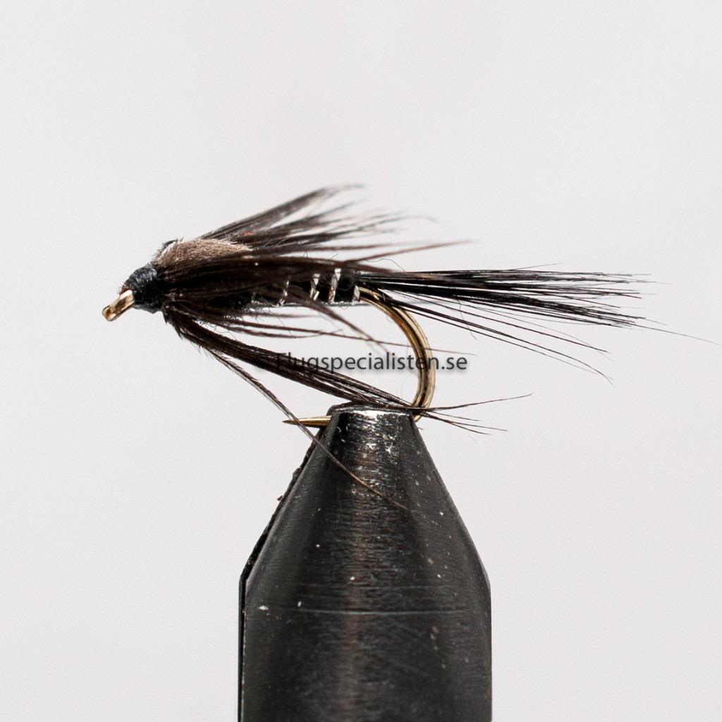 Køb Den Sorte. str. 12 | Fluvefiskeri er vores ting | Fluespecialist